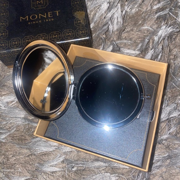 Monet | Accessories | Monet Since 929 Compact Mirror | Poshmark